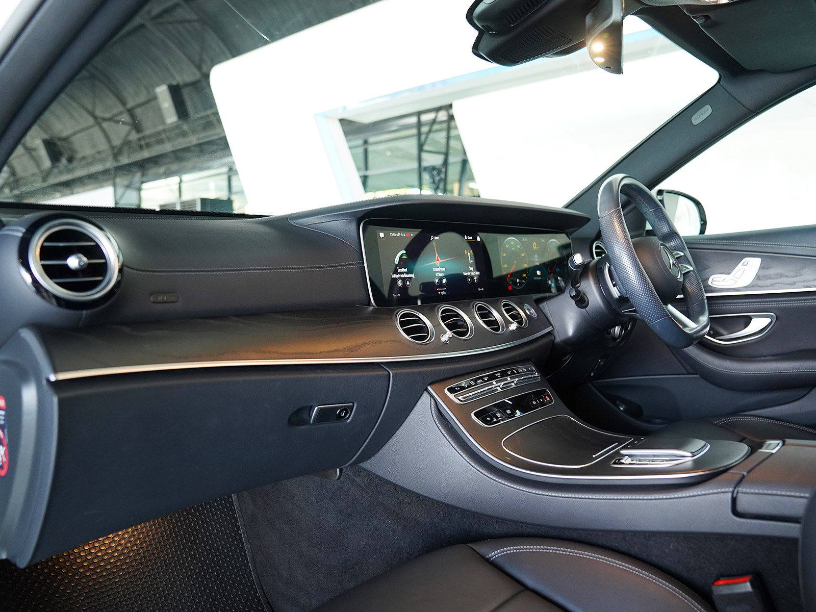 Benz NK - Mercedes Benz E-CLASS E300e AMG Facelift