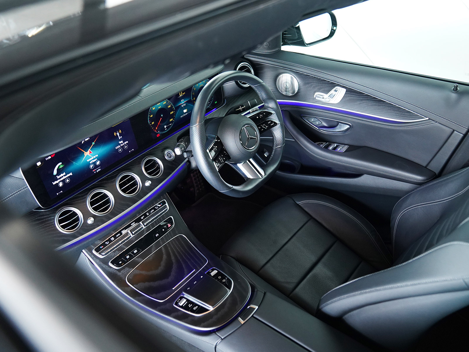 Benz NK - Mercedes Benz E-CLASS E300e AMG Facelift