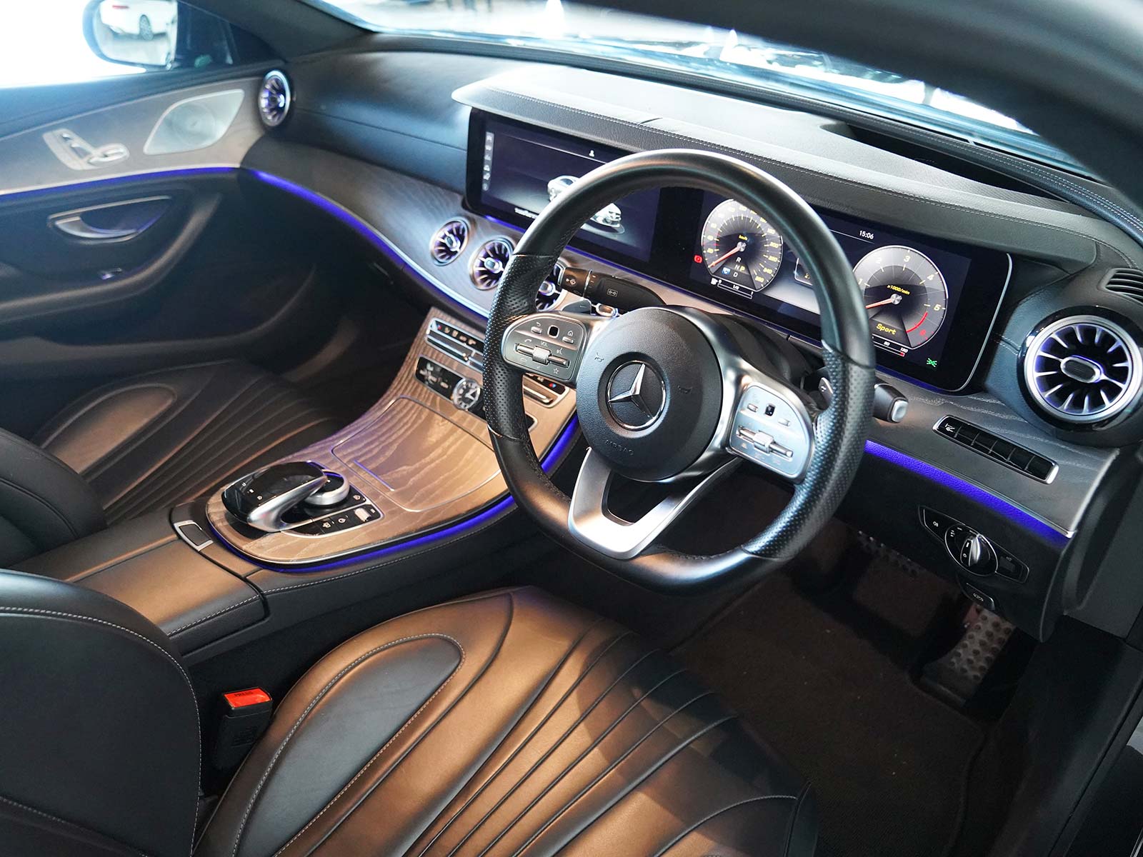 Benz NK - Mercedes Benz CLS-CLASS CLS300d AMG