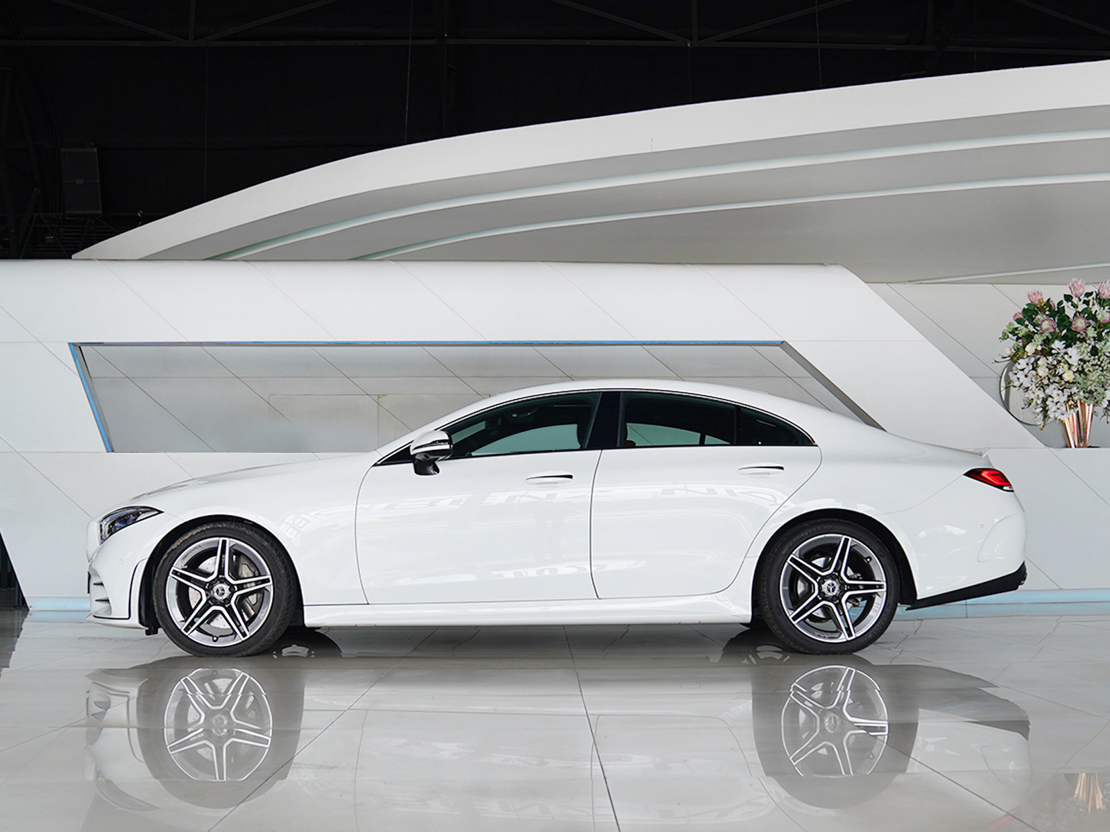 Benz NK - Mercedes Benz CLS-CLASS CLS300d AMG