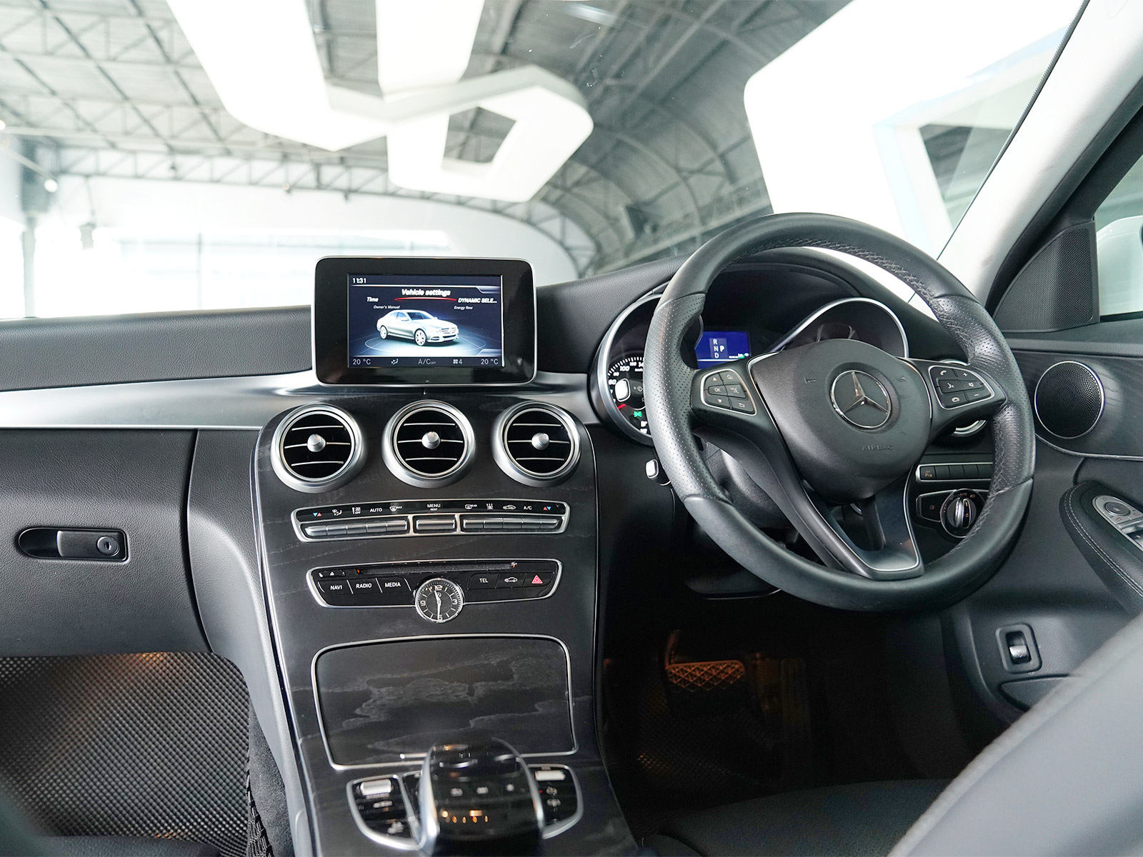 Benz NK - Mercedes Benz C-CLASS C350e Avantgarde