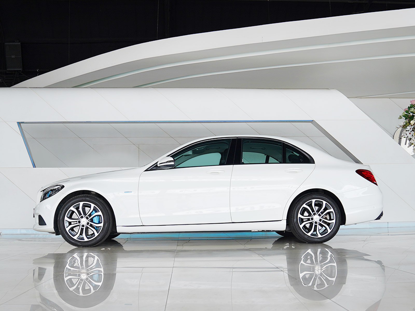 Benz NK - Mercedes Benz C-CLASS C350e Avantgarde