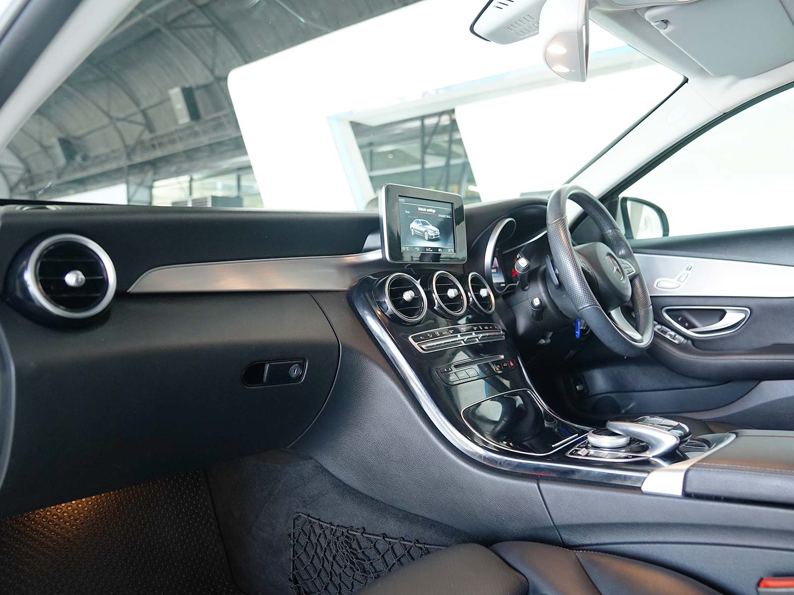 Benz NK - Mercedes Benz C-CLASS C350e Avantgarde