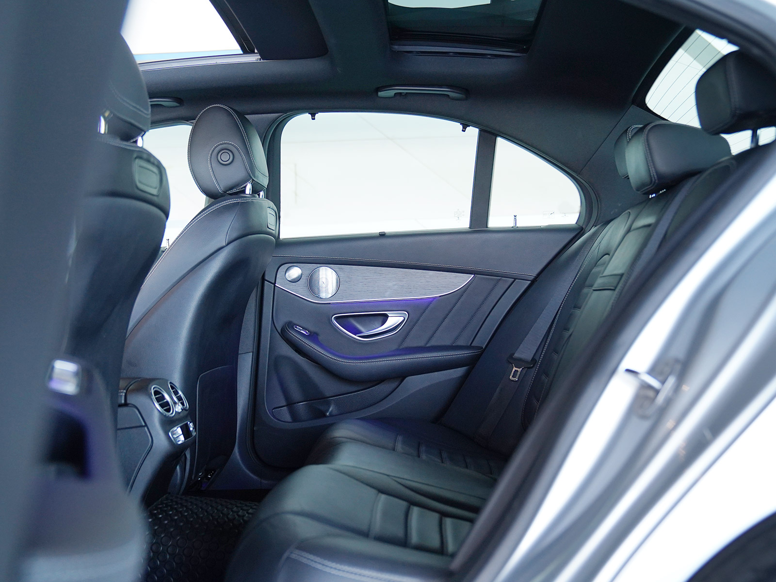 Benz NK - Mercedes Benz C-CLASS C300e AMG