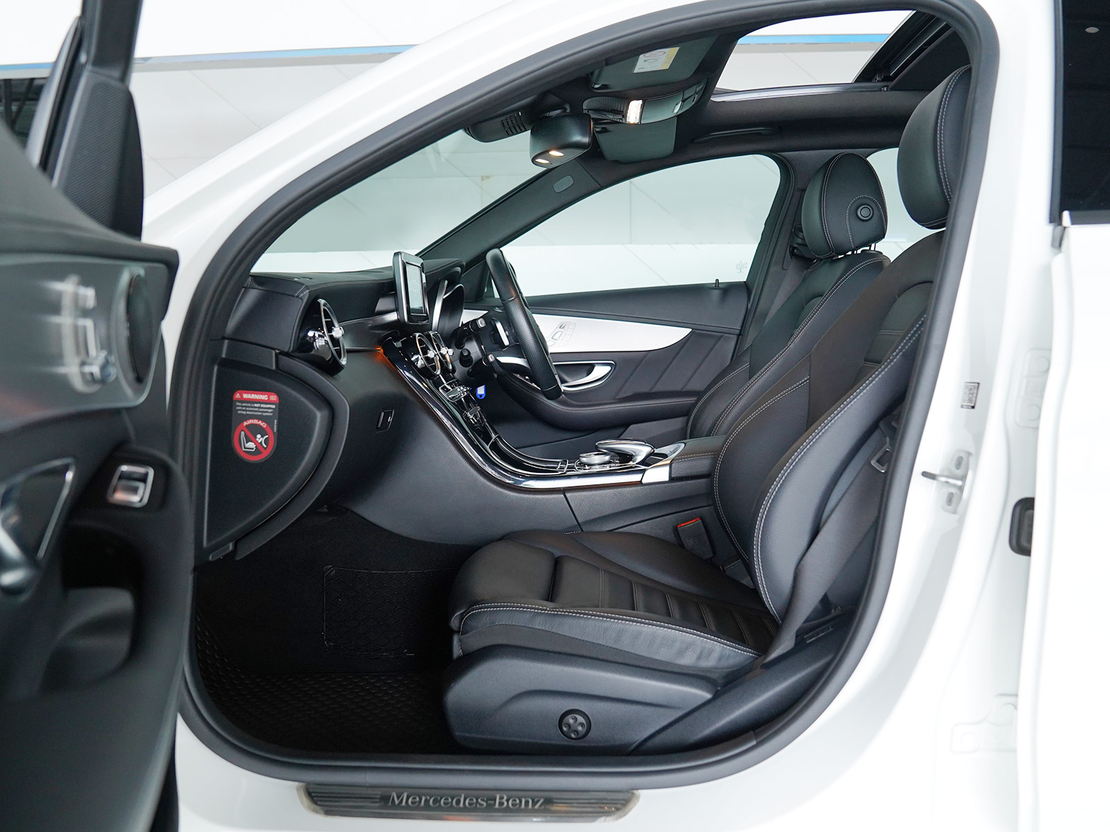 Benz NK - Mercedes Benz C-CLASS C350e Estate AMG