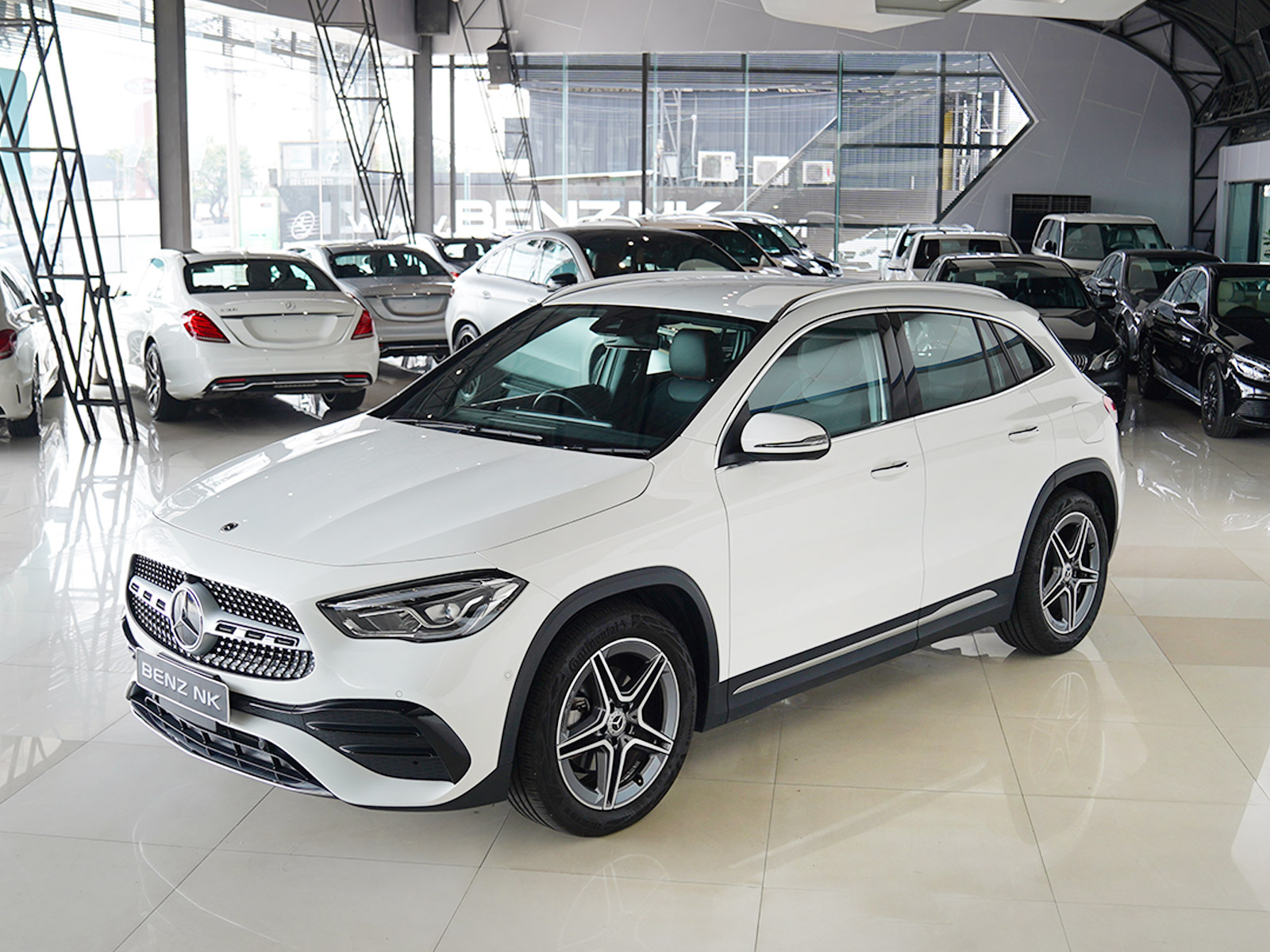 Benz NK - Mercedes Benz GLA-CLASS New GLA200 AMG