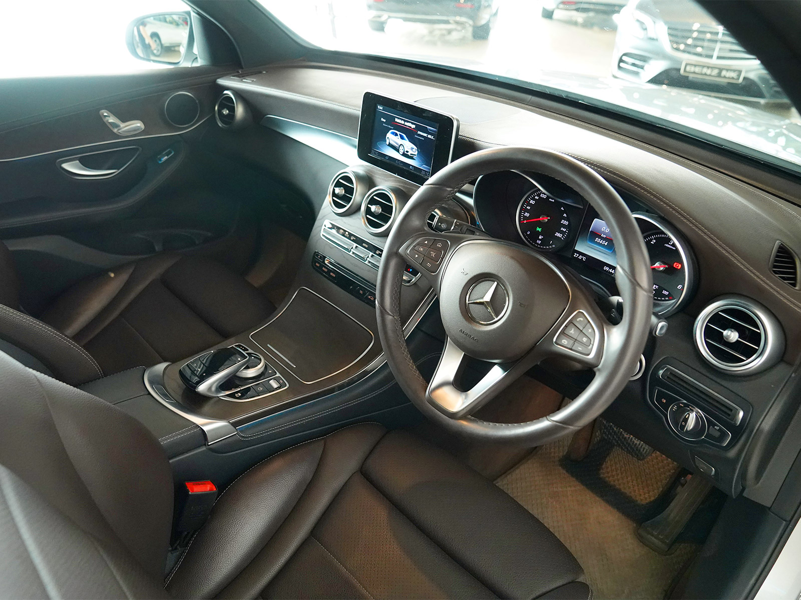 Benz NK - Mercedes Benz GLC-CLASS GLC250d Off-Road